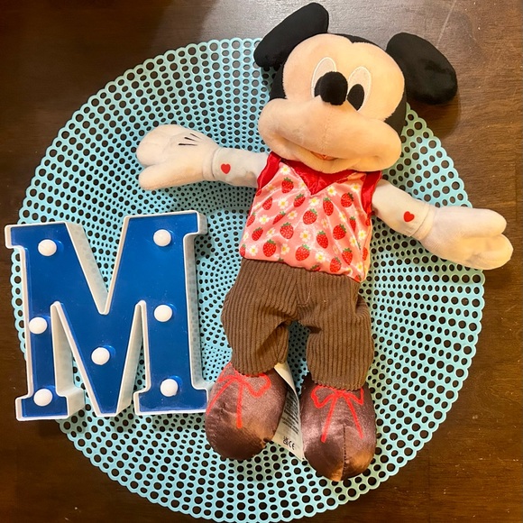 Disney | Toys | Disney Mickey Mouse Plush Valentines Chocolate Covered ...